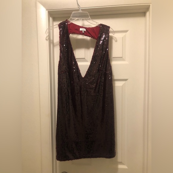 Tobi | Dresses | V Neck Low Back Tobi Dress | Poshmark